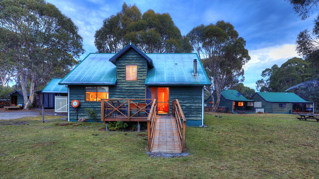 Derwent Bridge Chalets and Studios | Trout Guides & Lodges Tasmania